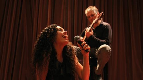 .:Unica Cartelera:. BOSSA´N BEATLES